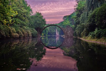 📍 Rakotzbrücke Devil's Bridge - Mustsee.earth